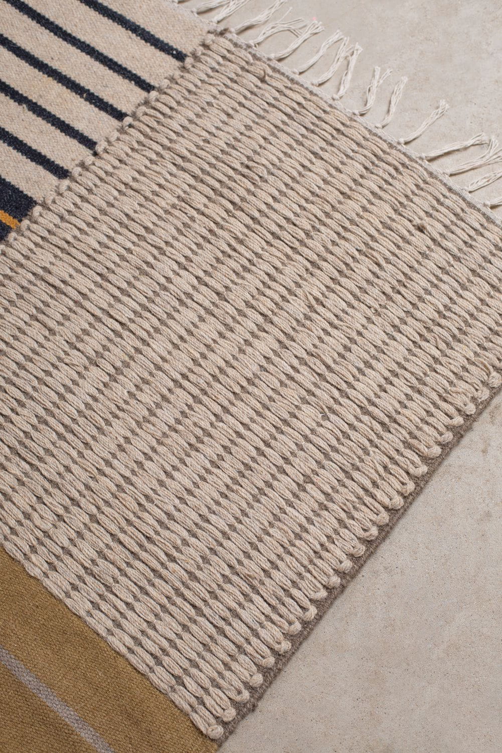 Etta Large Wool & Cotton Rug - MYAKKA